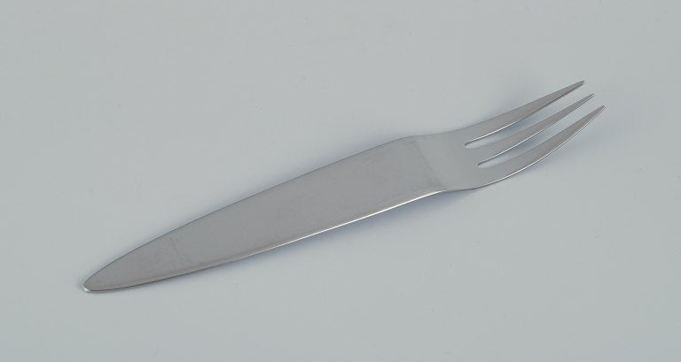 Appetize, Nedda El-Asmar for Gense, Sweden. Dinner service for four pe ...