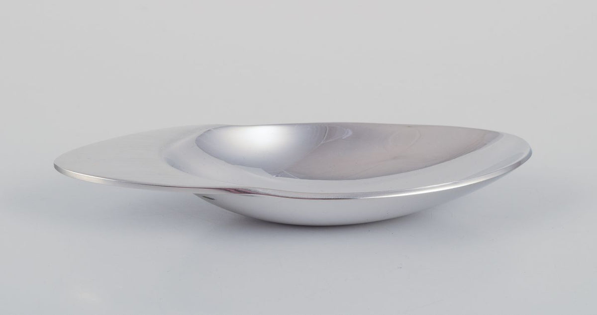 Nedda El-Asmar for Gense. Six "Appetize" oyster bowls. Stainless steel ...