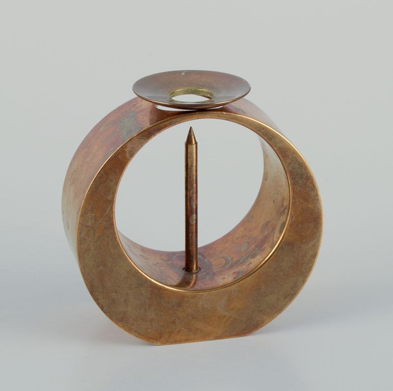 Arthur Pe for Kolbäck, Sweden. Three brass candlesticks. Ca. 1970. Mod ...